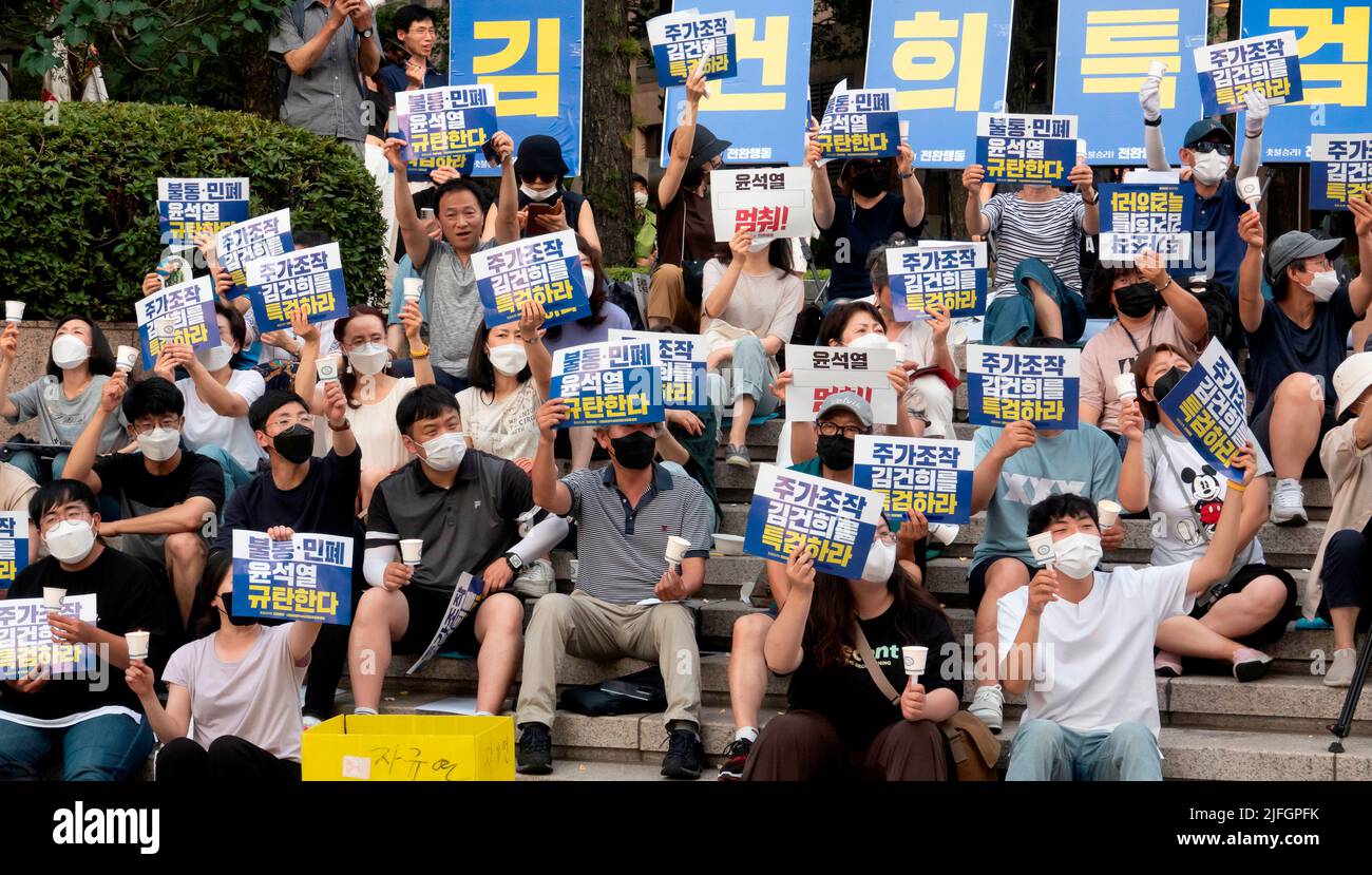Rally against president yoon suk yeol hi-res stock photography and ...