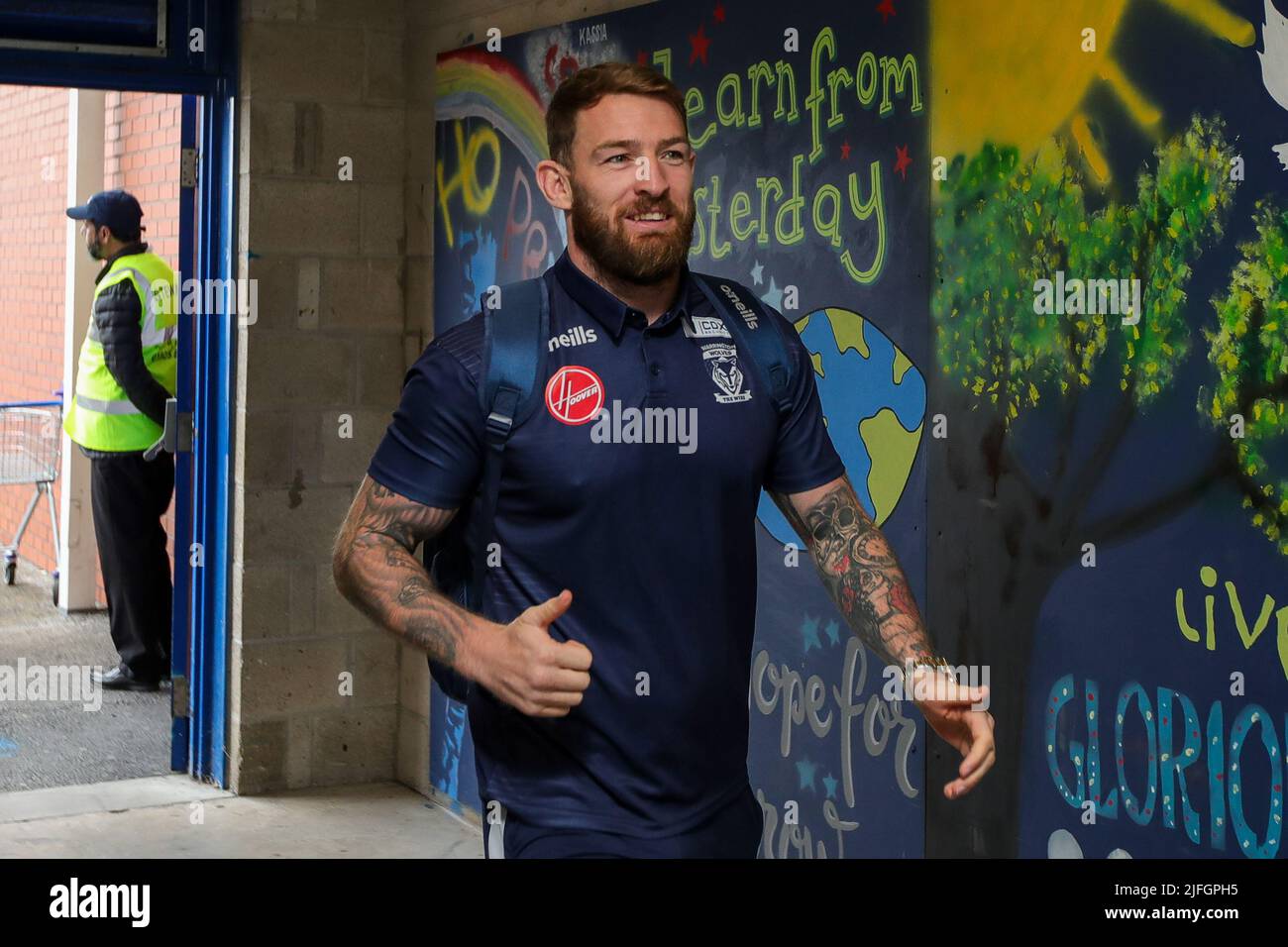 Daryl Clark #9 of Warrington Wolves arrives at The Halliwell Jones ...