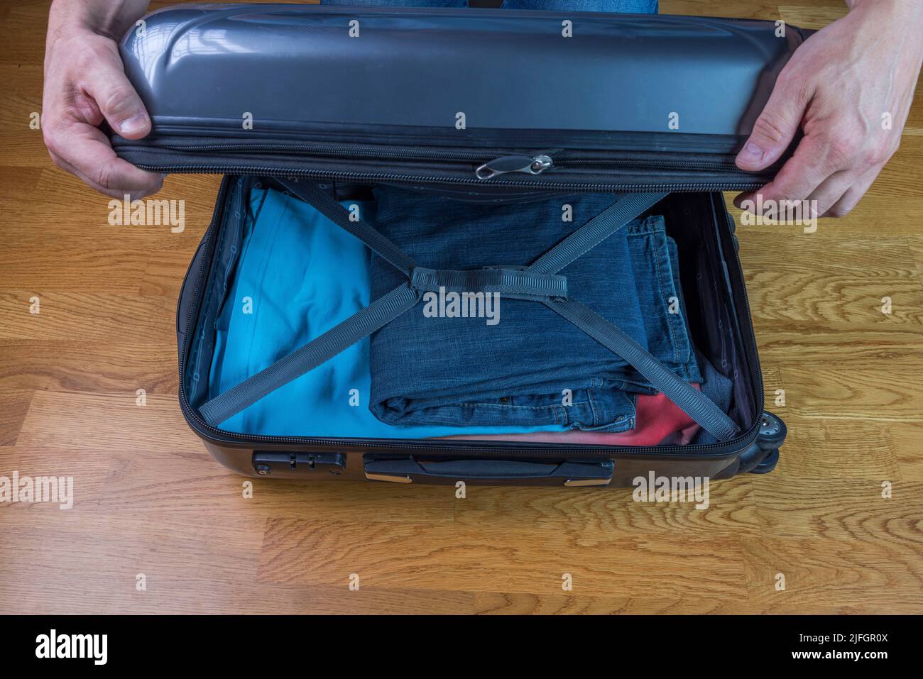 Baggage rules hi-res stock photography and images - Alamy