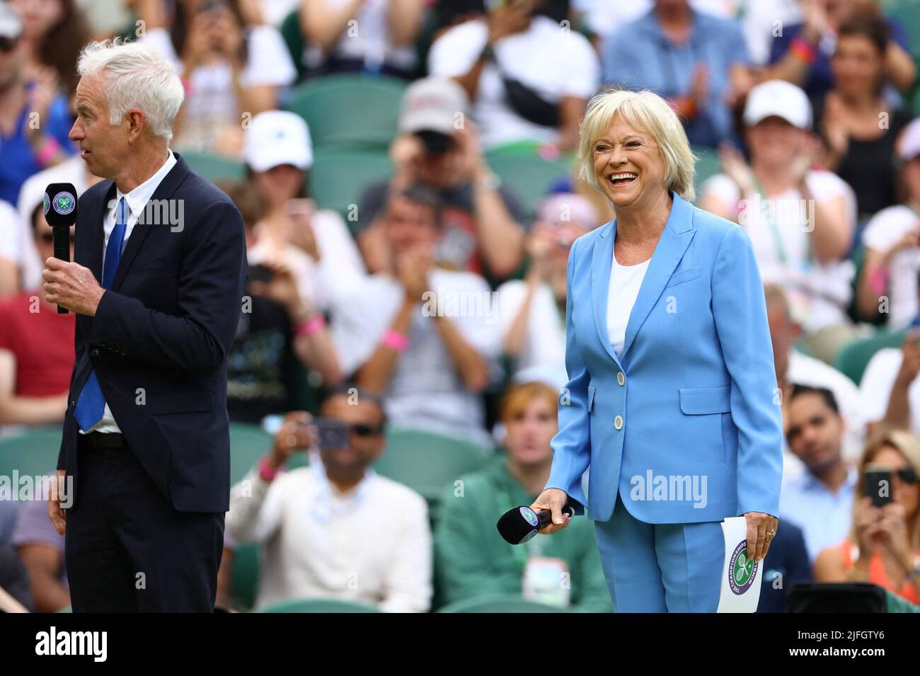 Sue barker 2022 hi-res stock photography and images - Alamy