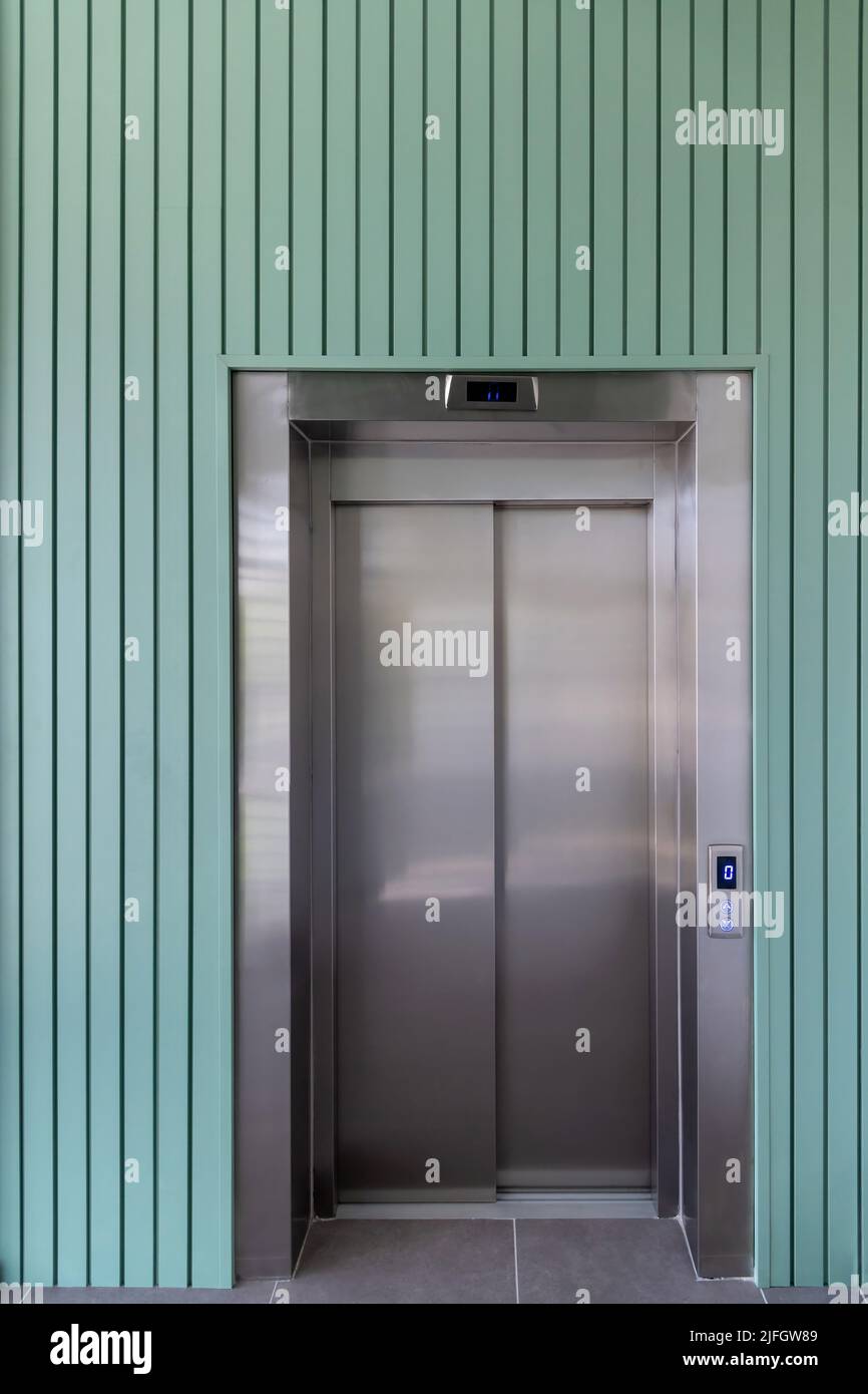 Entrance hall modern office hi-res stock photography and images - Alamy