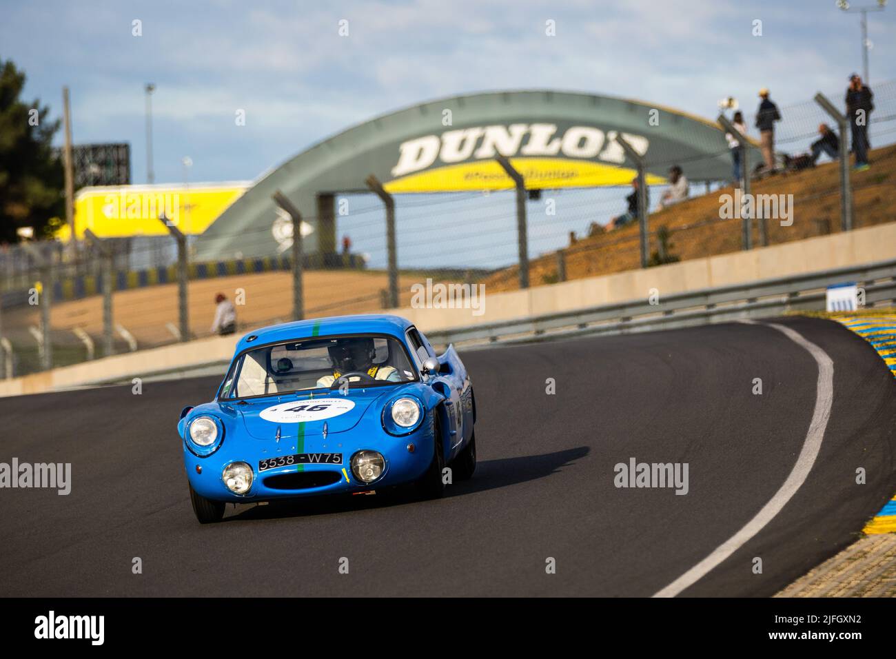 46 MCCULLOUGH (US), Alpine M64 / 1964 , action during the Le Mans ...