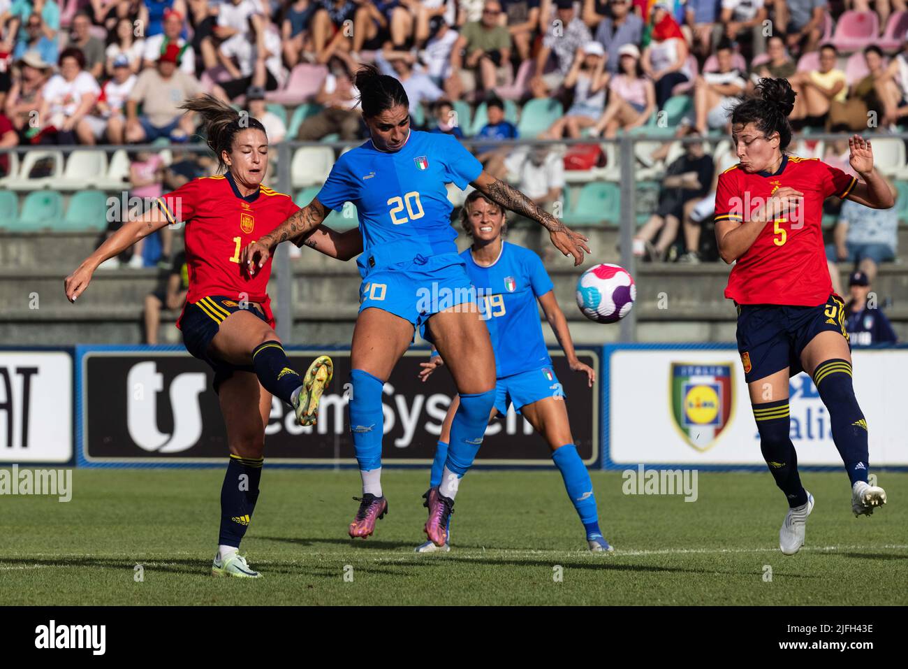 Martina Piemonte of Italy and Alexia Putellas Segura, Ivana Andres Sanz ...