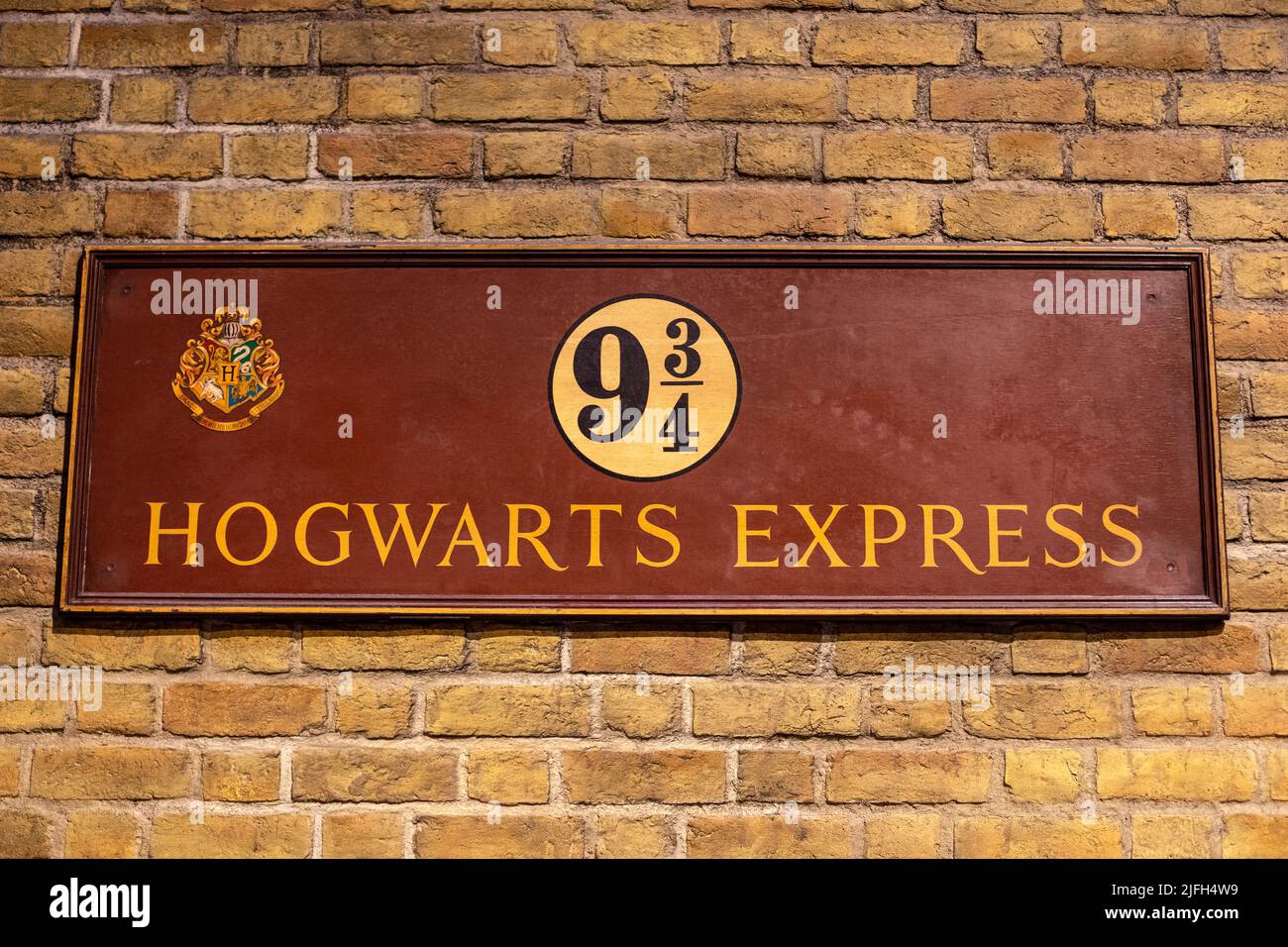 Leavesden, UK - January 9th 2022: A sign for the Hogwarts Express train ...