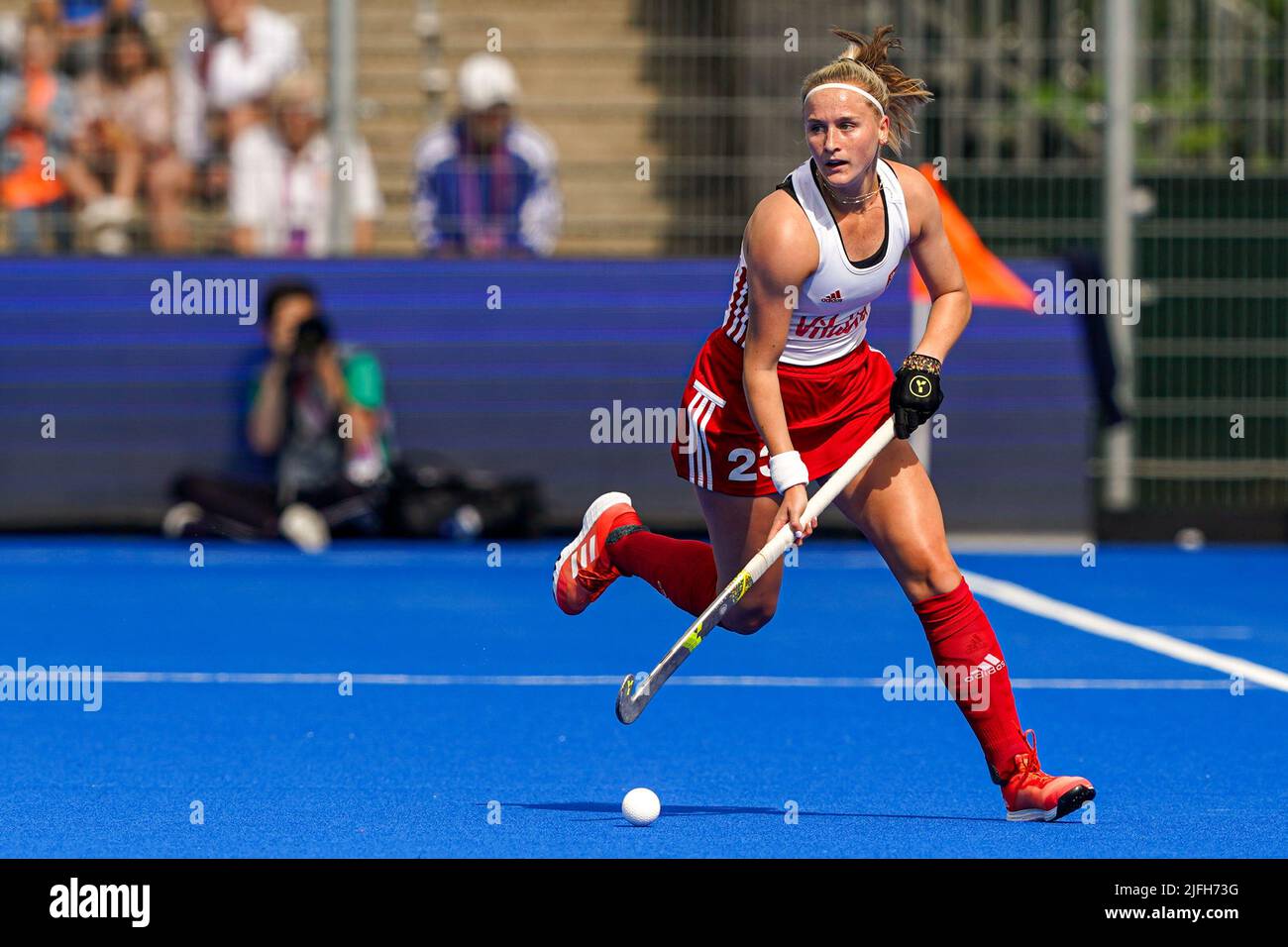 AMSTELVEEN, NETHERLANDS - JULY 3: Sophie Hamilton of England during the ...