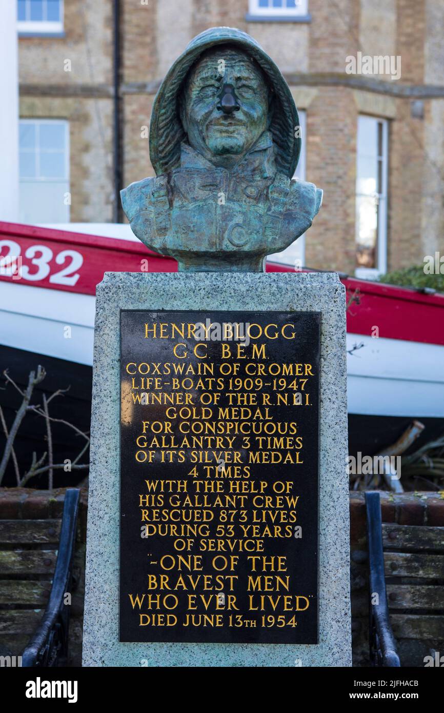 Cromer, UK - January 22nd 2022: A bust of famous lifeboatman Henry ...
