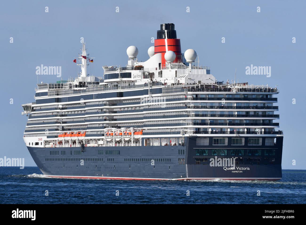 Queen elizabeth cruise baltic hi-res stock photography and images - Alamy