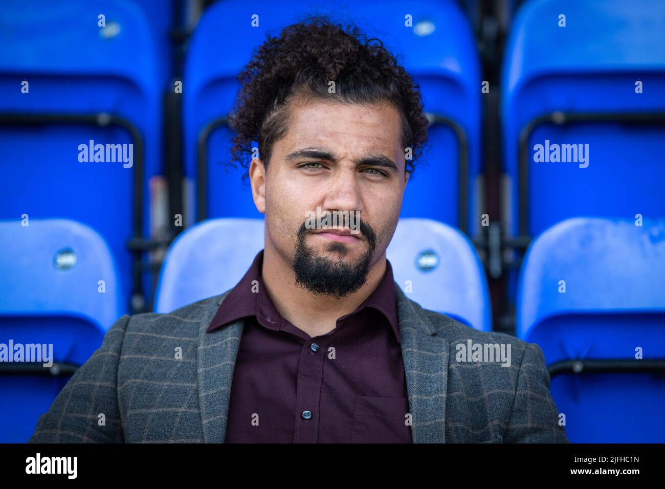 Ashton golding hi-res stock photography and images - Alamy