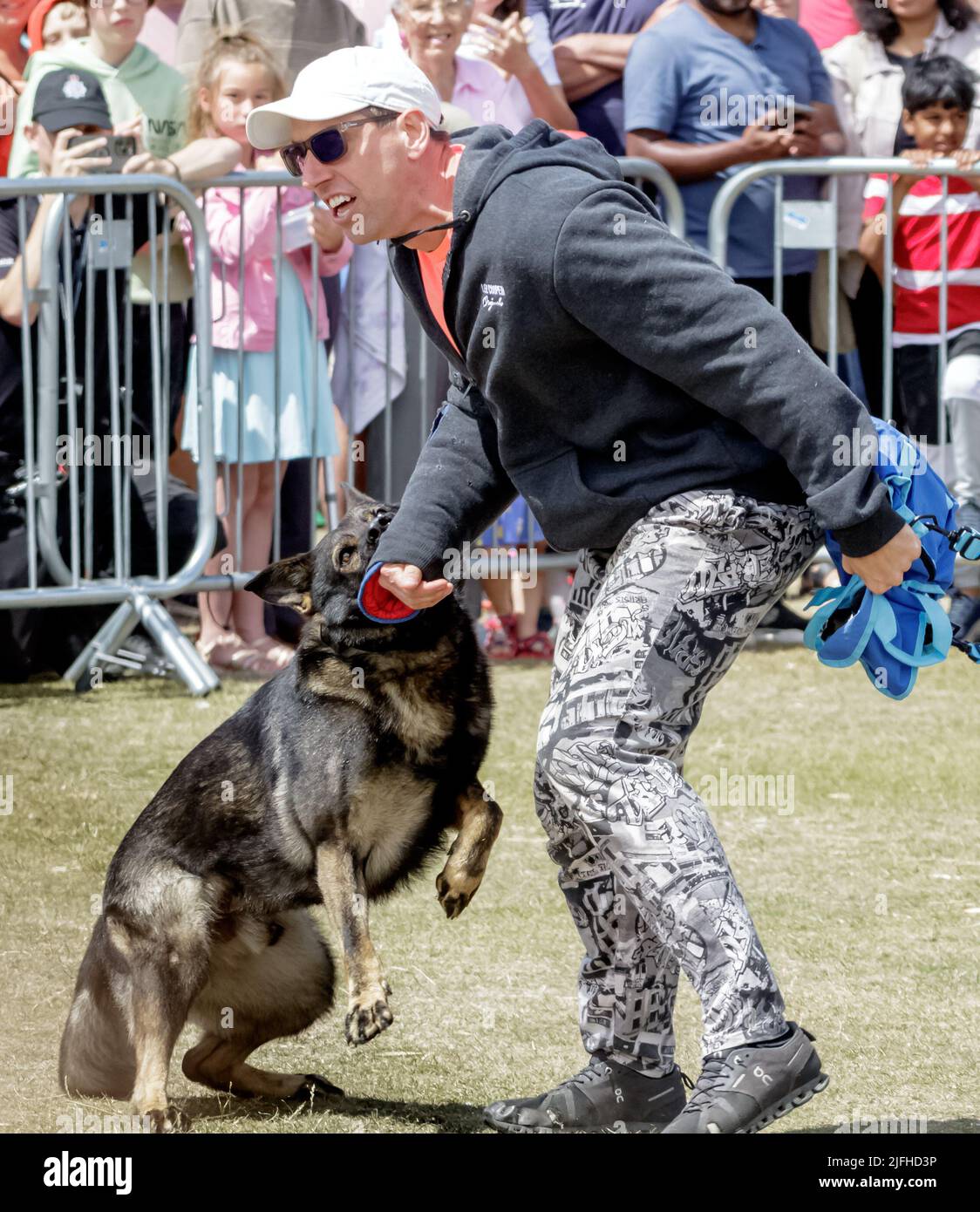 Police dog display hi-res stock photography and images - Alamy