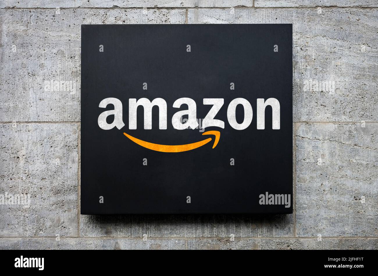 Tech company hi-res stock photography and images - Alamy