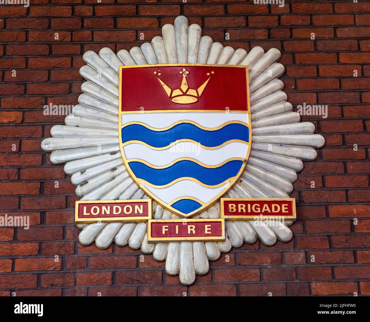 Uk fire service logo hi-res stock photography and images - Alamy