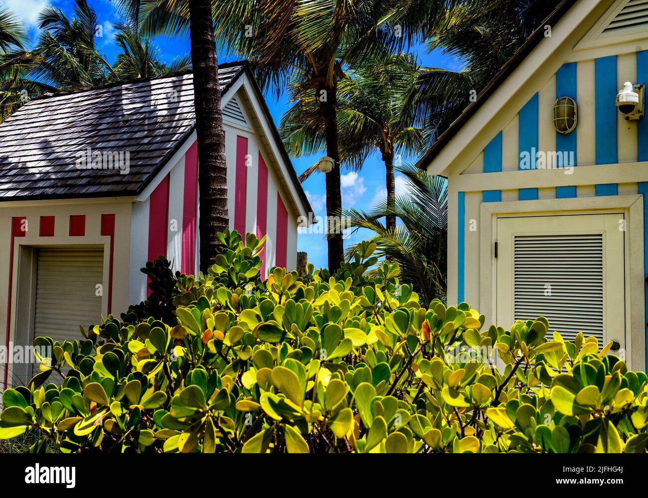 Beach huts in a tropical resort Stock Photo - Alamy