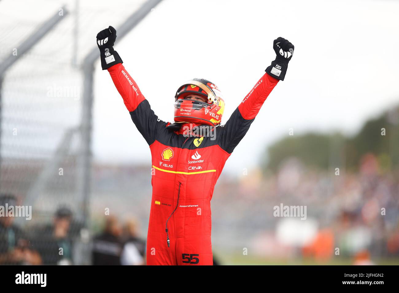 SAINZ Carlos (spa), Scuderia Ferrari F1-75, portrait celebrates his ...