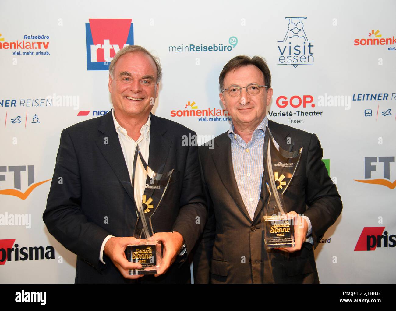 left to right Dr. Georg KOFLER, manager, Marc CONRAD with awards ...
