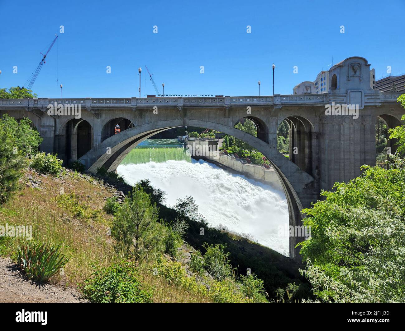 Monroe street bridge hi-res stock photography and images - Alamy