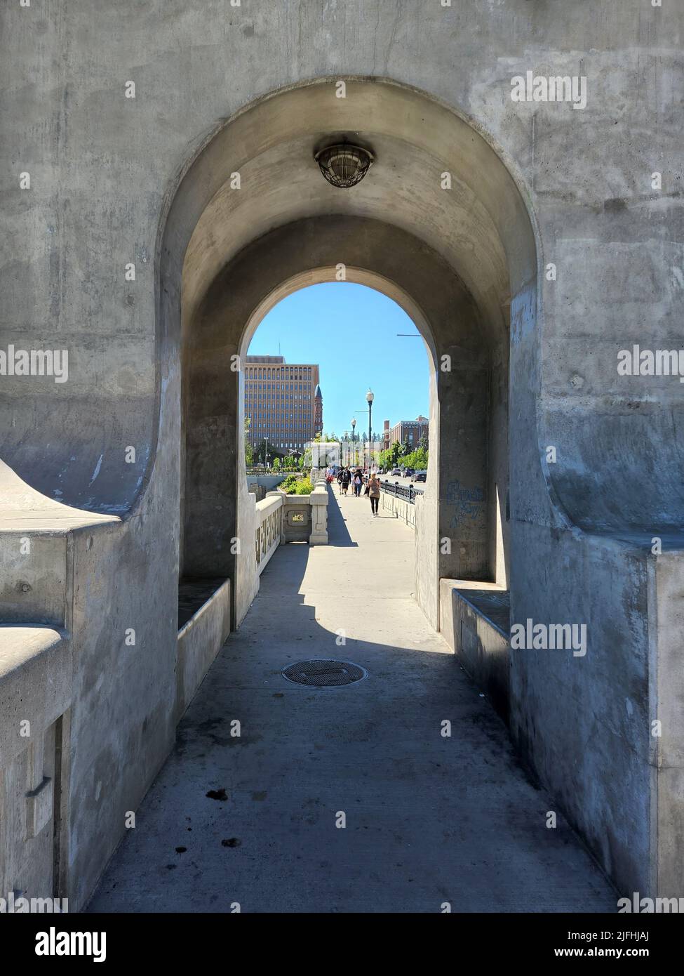 Spokane and monroe street bridge hi-res stock photography and images ...