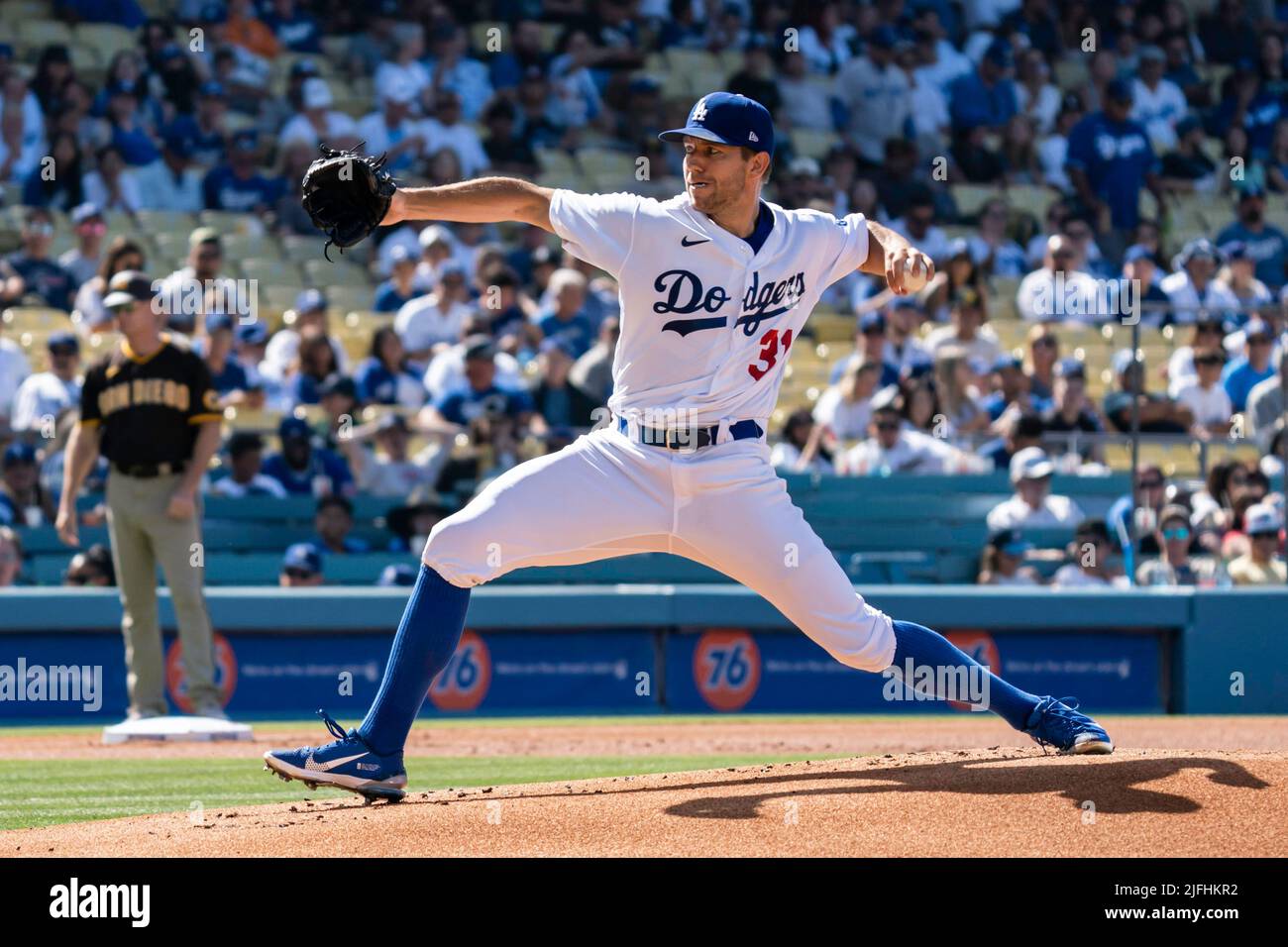 Tyler anderson dodgers hi-res stock photography and images - Alamy