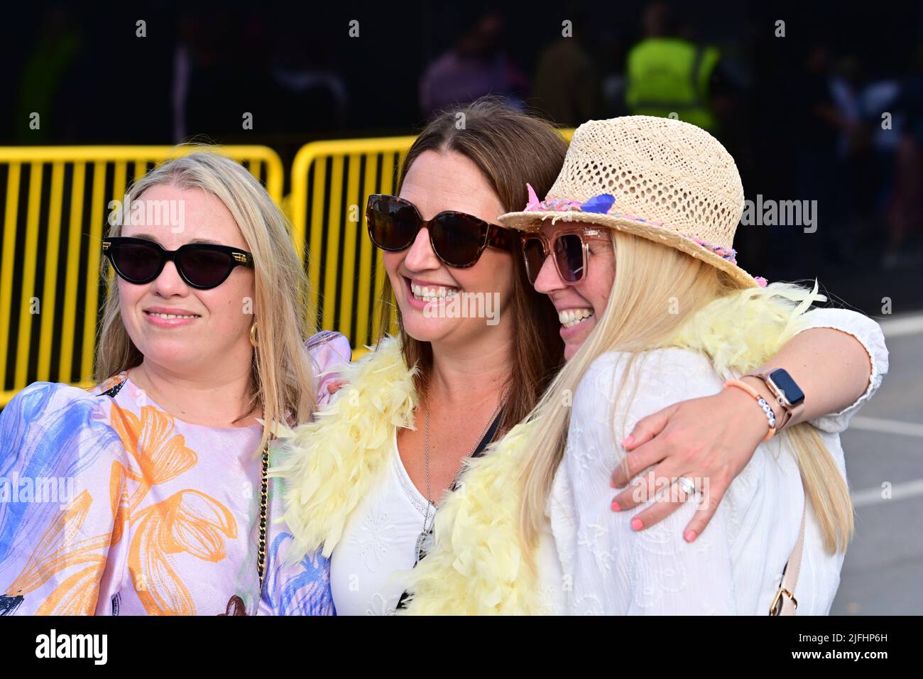 Female fans pose hi-res stock photography and images - Alamy