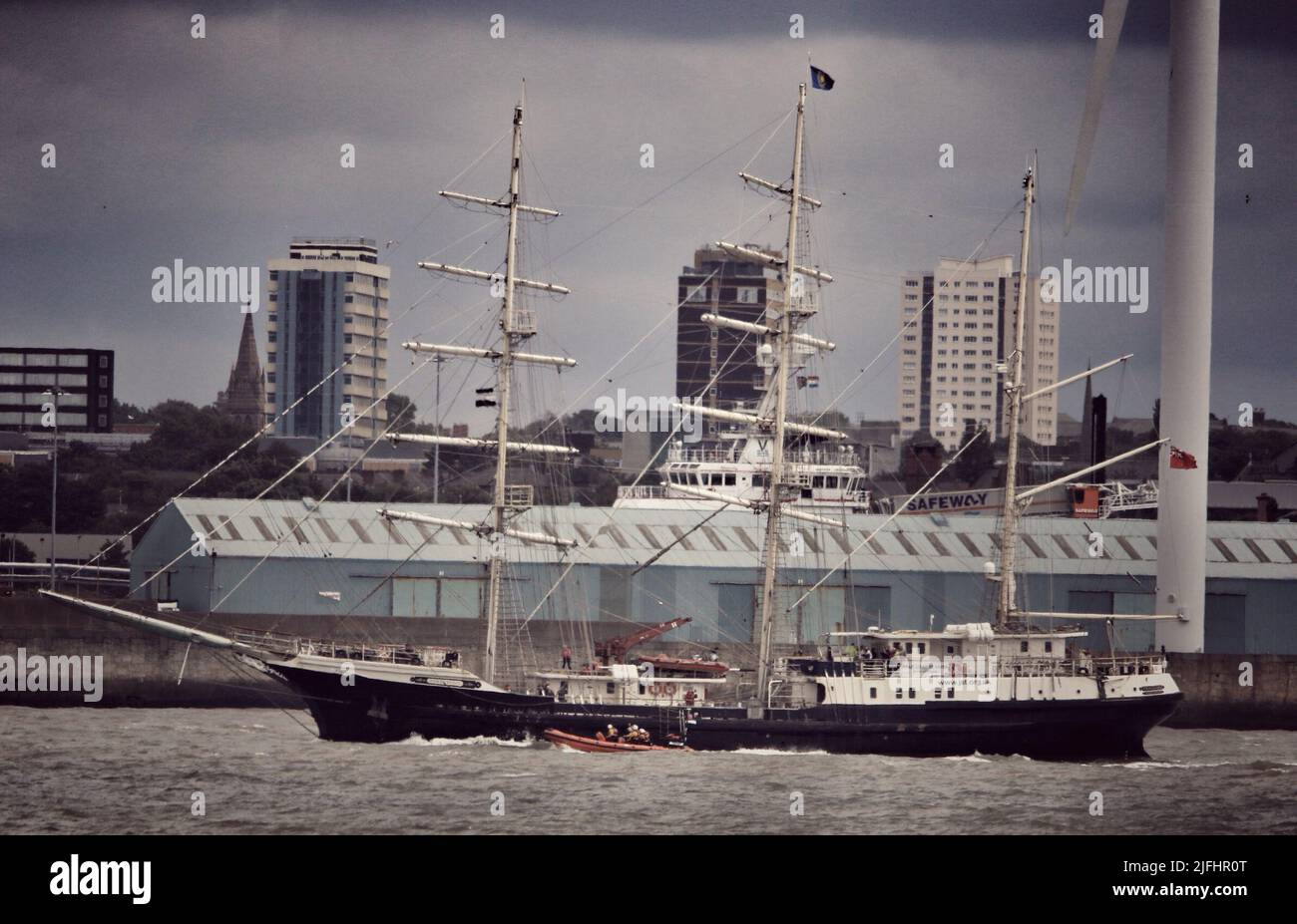 Largest wooden tall ship hi-res stock photography and images - Alamy
