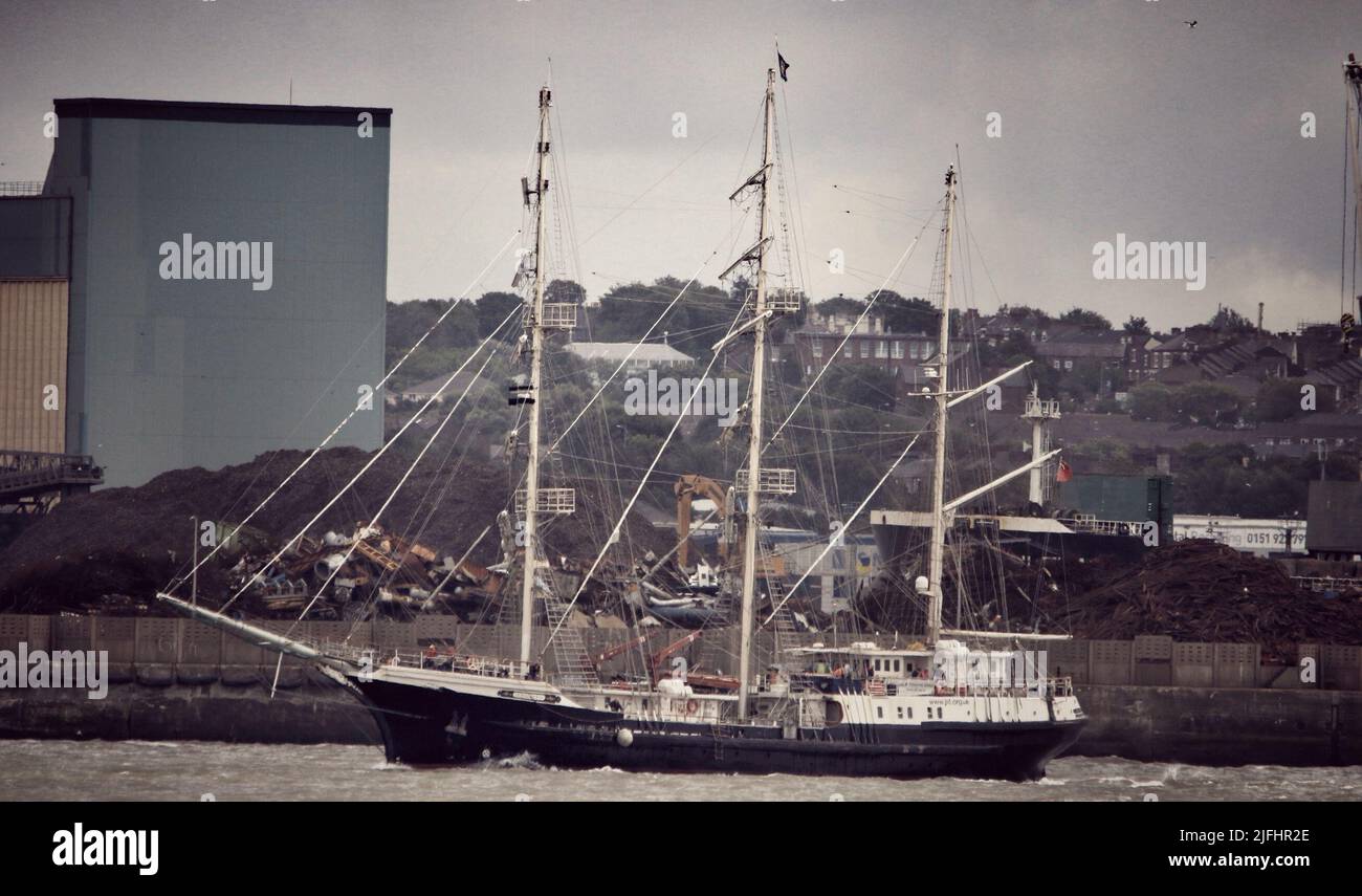 Sv tenacious ship hi-res stock photography and images - Alamy