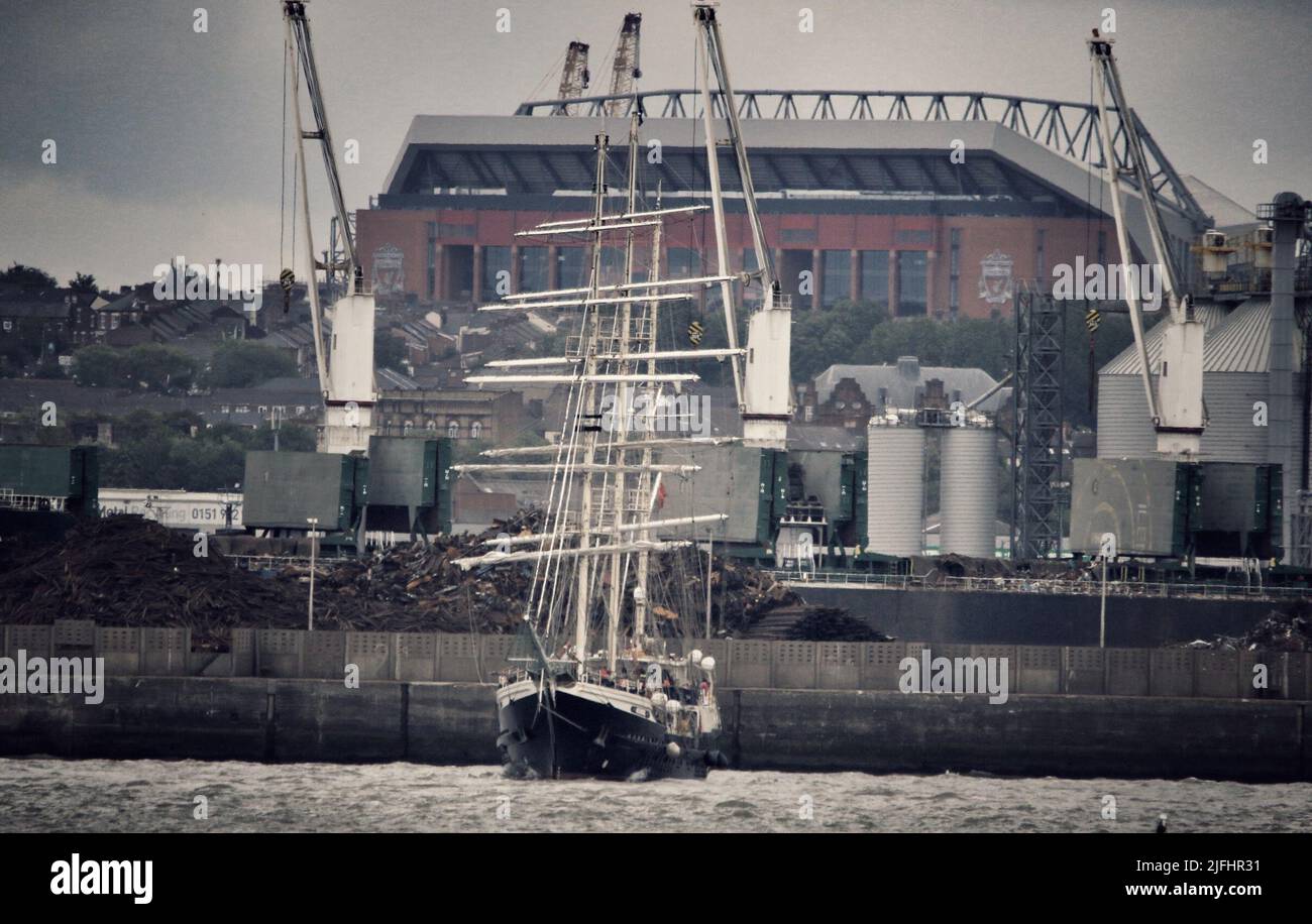 Sv tenacious hi-res stock photography and images - Alamy