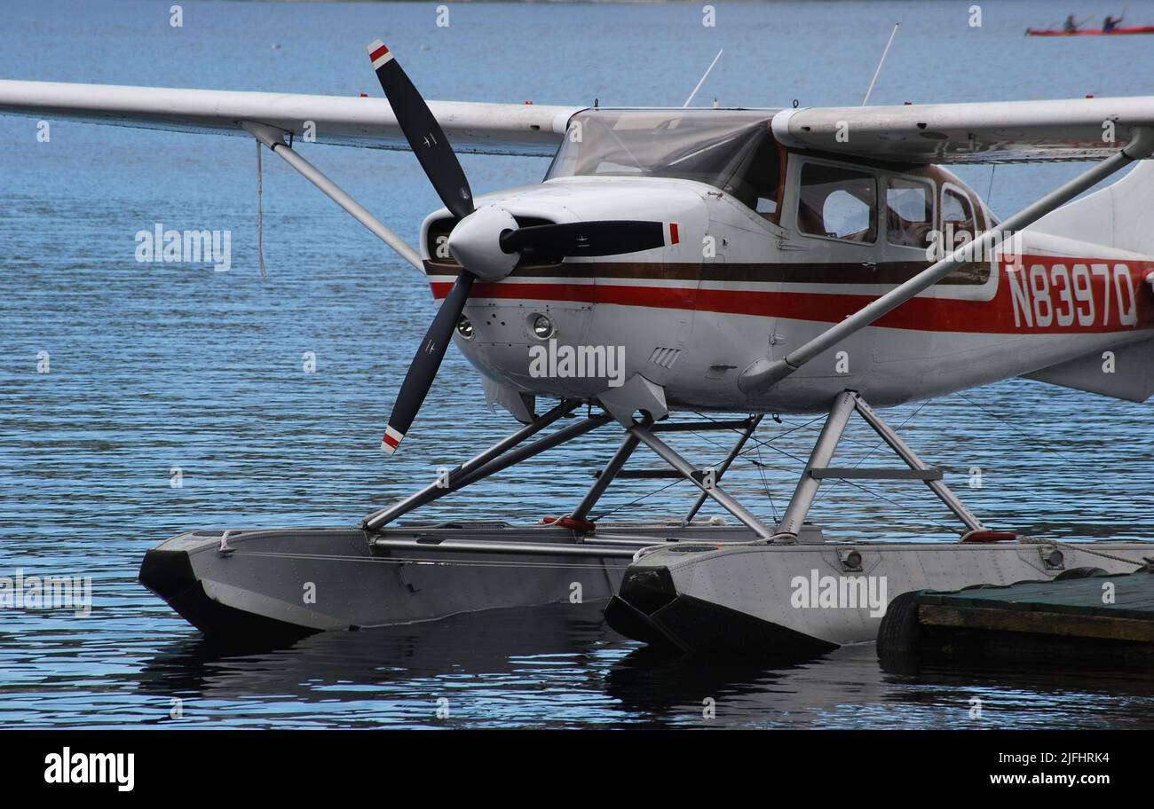 Float plane on Lake Union in Seattle Stock Photo - Alamy
