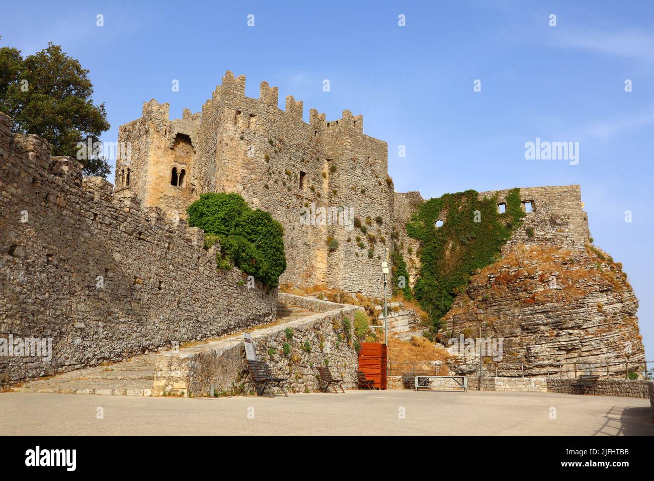 Erice, Sicily (Italy): Venus Castle (Castello di Venere), medieval ...