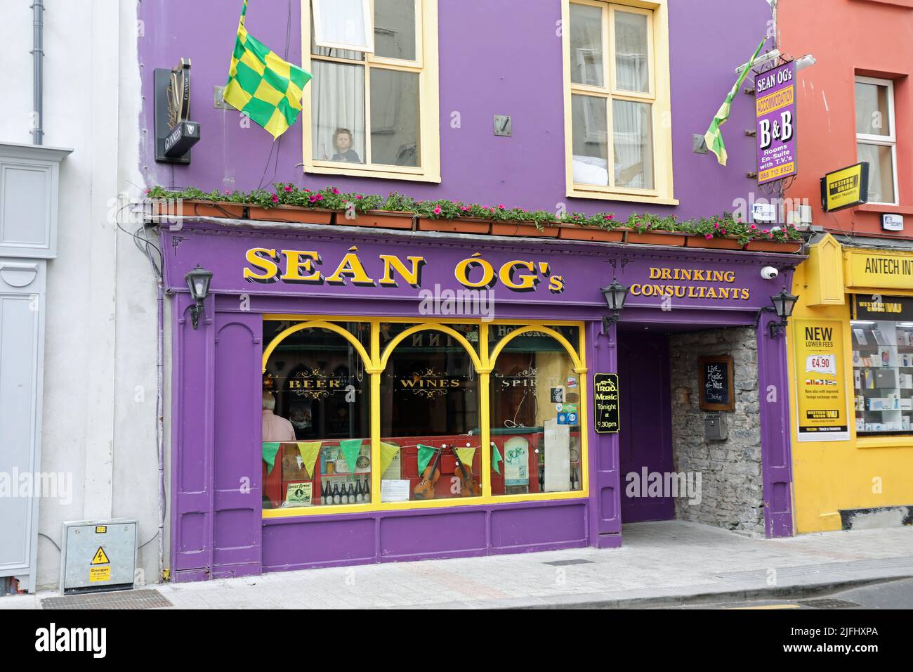 Sean Ogs bar in Tralee Stock Photo - Alamy