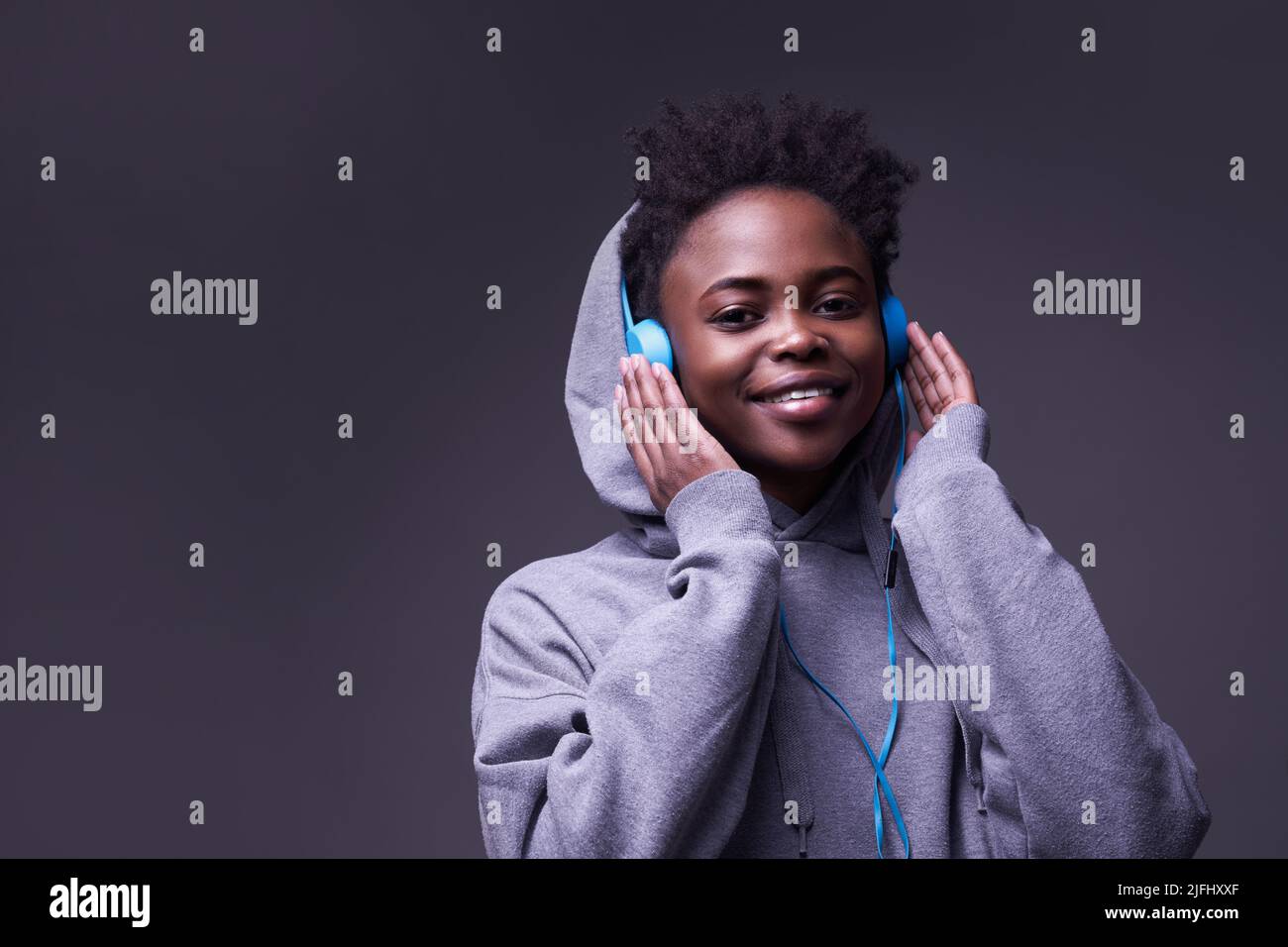 Afro texture hair hi-res stock photography and images - Alamy