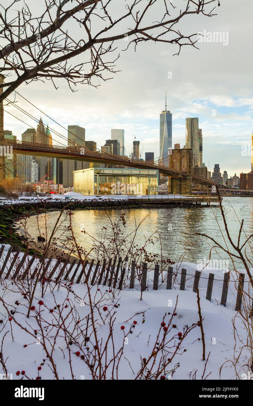 Manhattan merry go round hi-res stock photography and images - Alamy