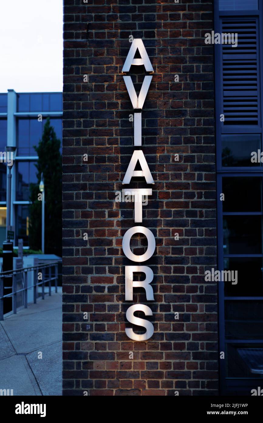Aviators hi-res stock photography and images - Alamy