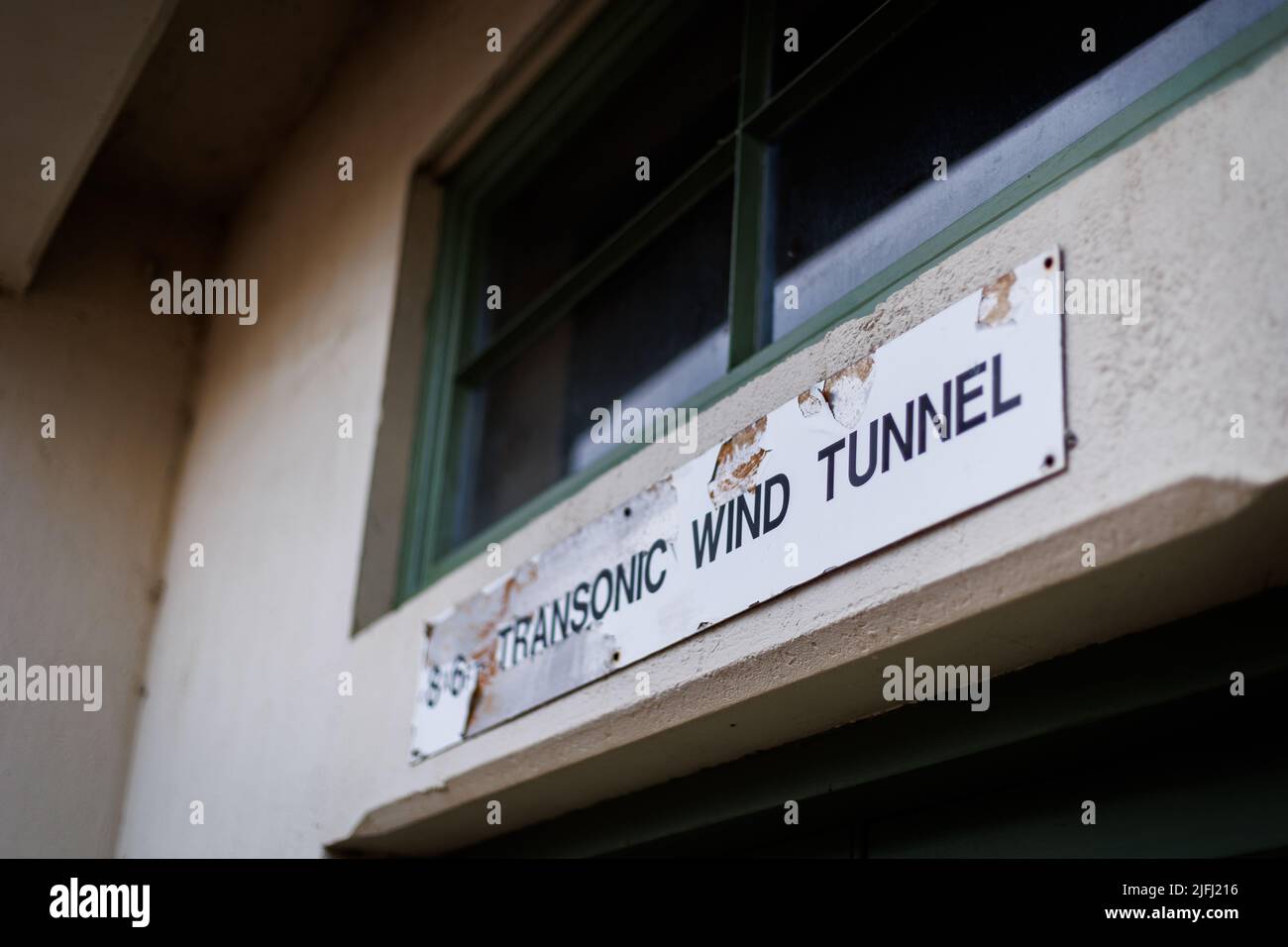 Building R133 wind tunnel sign Stock Photo - Alamy