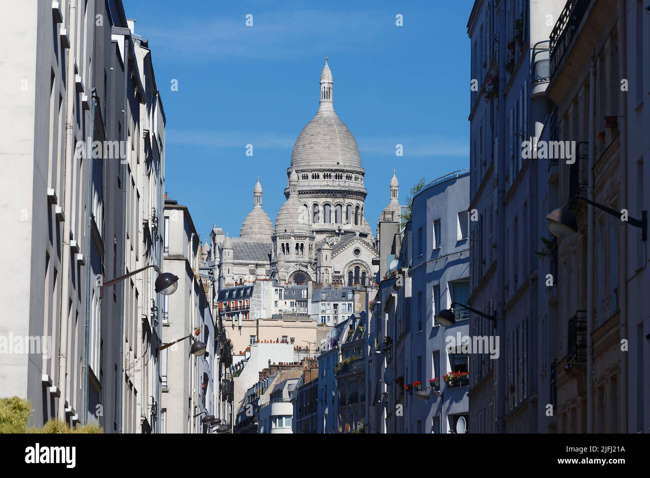 The famous basilica Sacre Coeur , Paris, France Stock Photo - Alamy