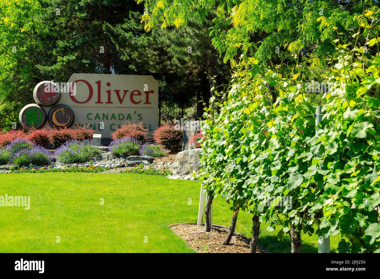 Town of oliver bc hi-res stock photography and images - Alamy