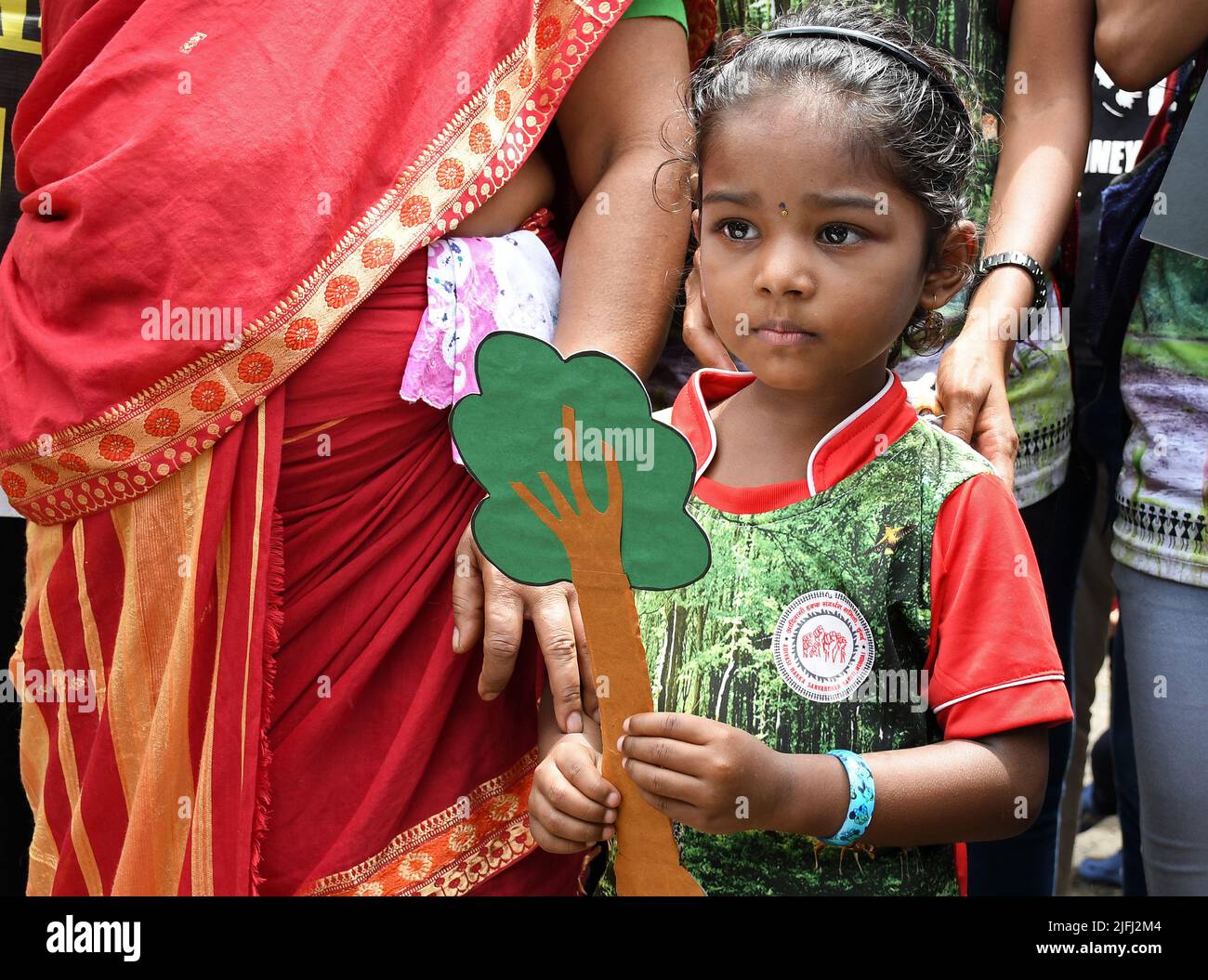 Save trees children hi-res stock photography and images - Alamy