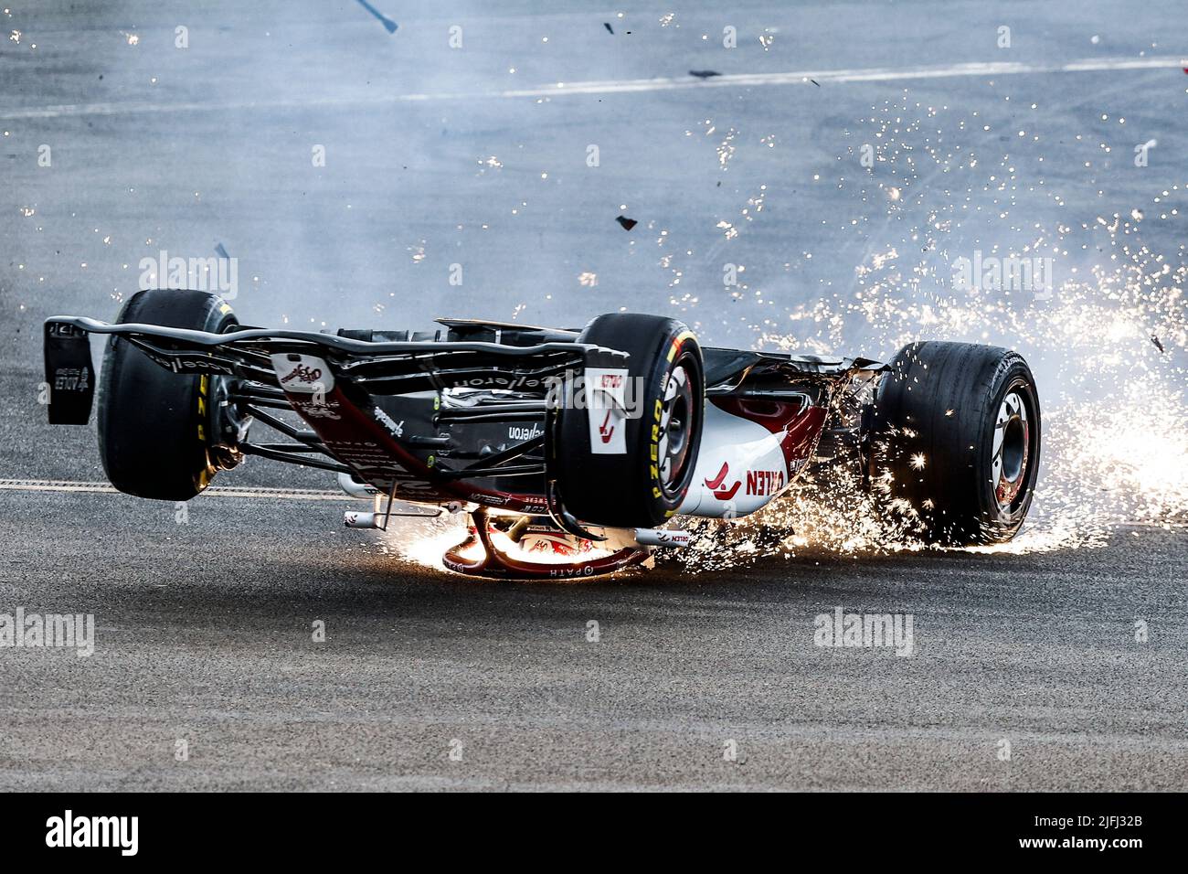 Silverstone, UK. 3rd July, 2022. Crash of #24 Guanyu Zhou (CHN, Alfa ...