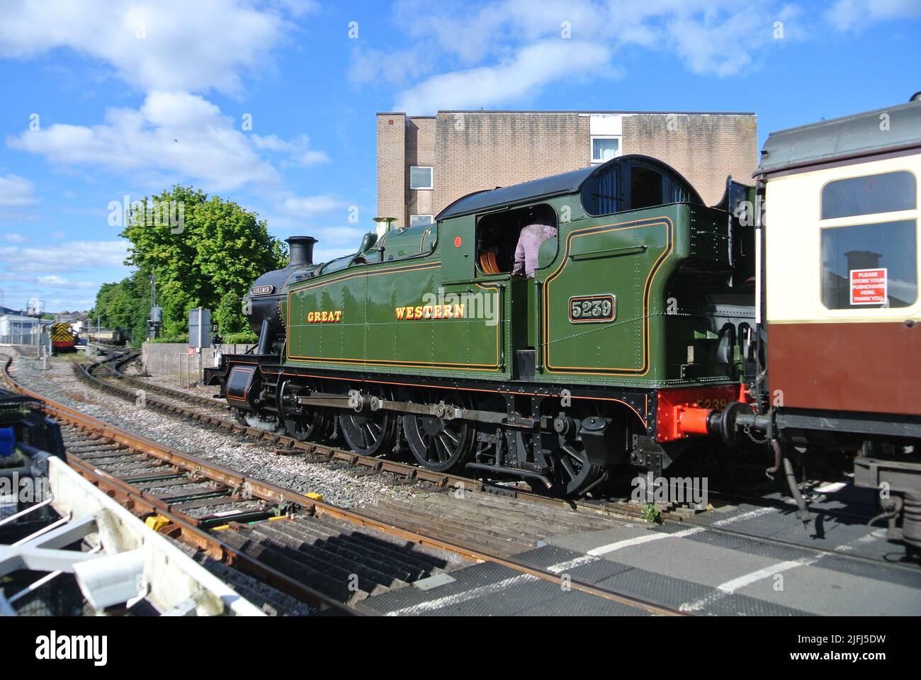 Steam locomotive 5239 Goliath operating as part of Dartmouth Steam ...
