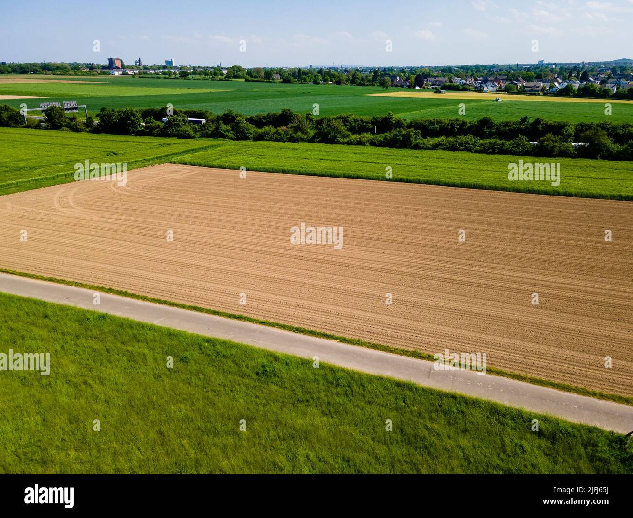 Farmland from above hi-res stock photography and images - Alamy
