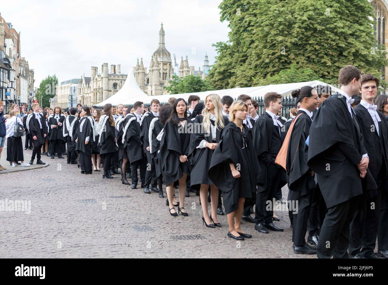 Graduates 2022 ceremony cambridge hi-res stock photography and images ...