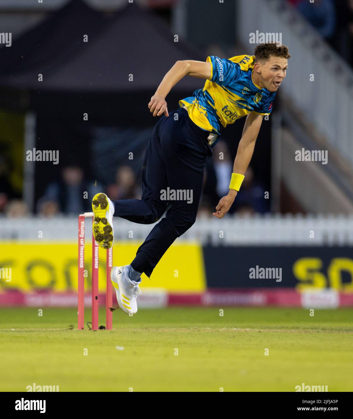 Cricket henry brookes hi-res stock photography and images - Alamy