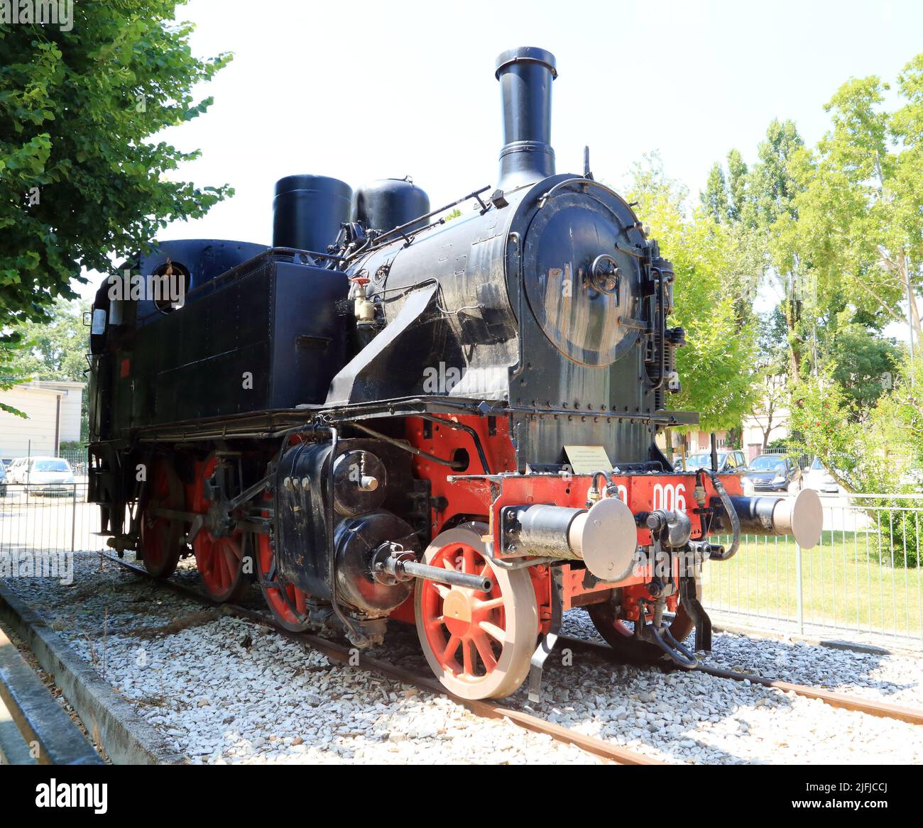 Locomotiva fs 880 hi-res stock photography and images - Alamy