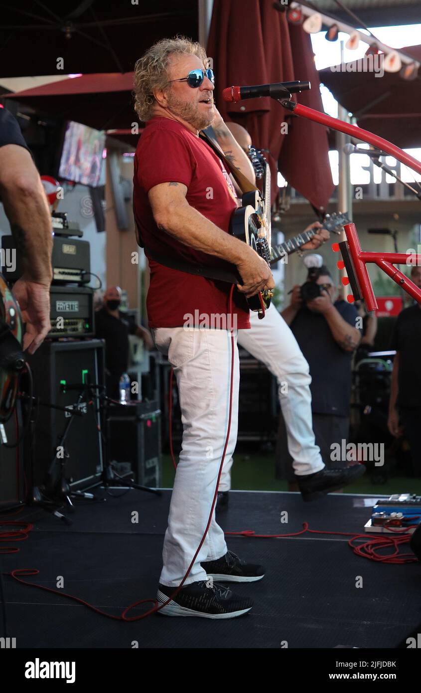Rock Legend, Spirits Pioneer Sammy Hagar Launch Sammy's Beach Bar ...