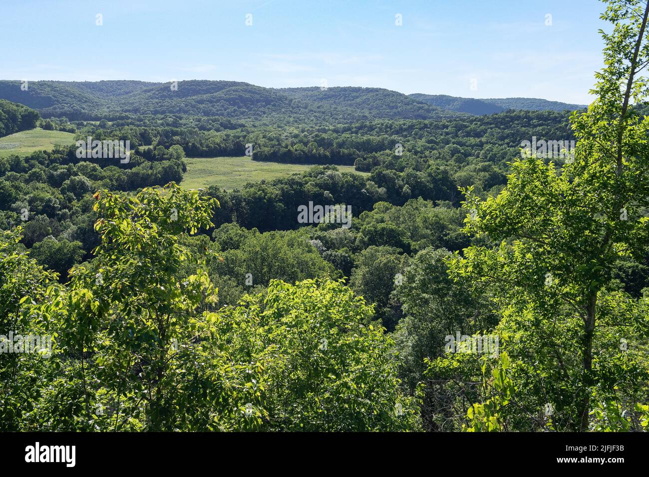 Ozark landscape hi-res stock photography and images - Alamy