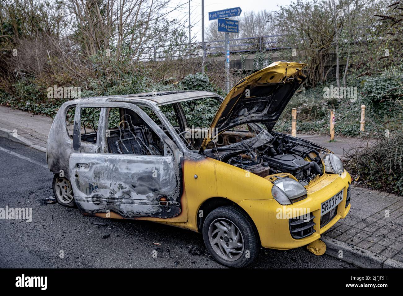 A burnt out car Stock Photo - Alamy