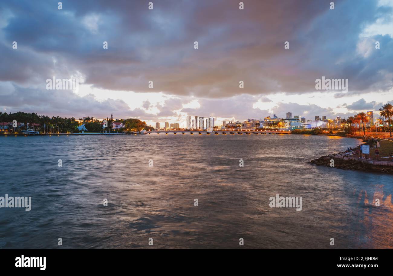Miami, Florida cityscape skyline on Biscayne Bay. Panorama at dusk with ...