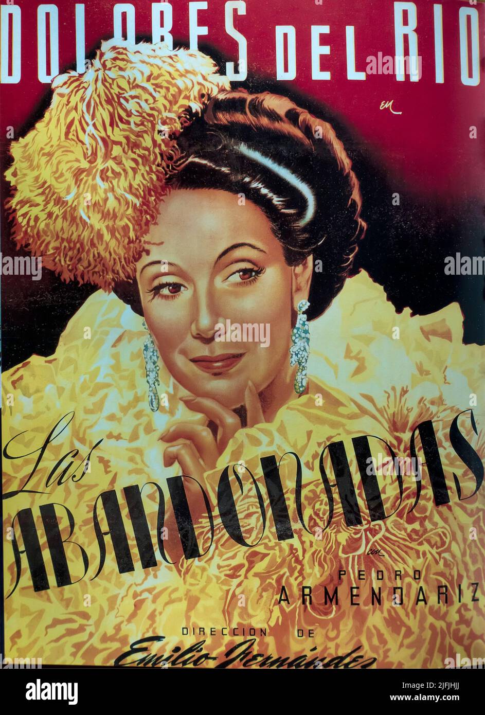 Vintage film posters hi-res stock photography and images - Alamy