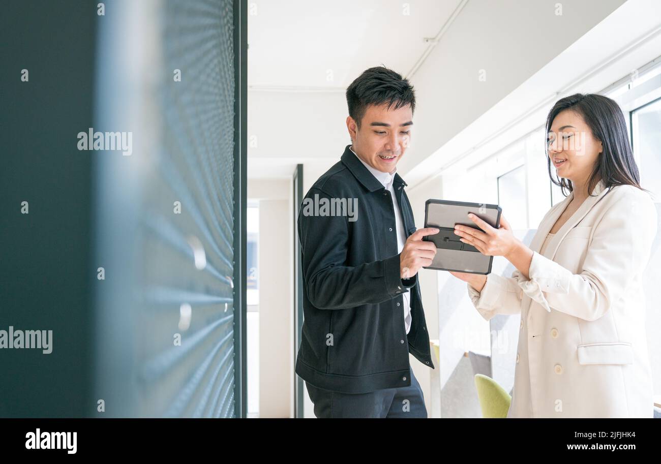 Business working office reference teamwork hi-res stock photography and ...