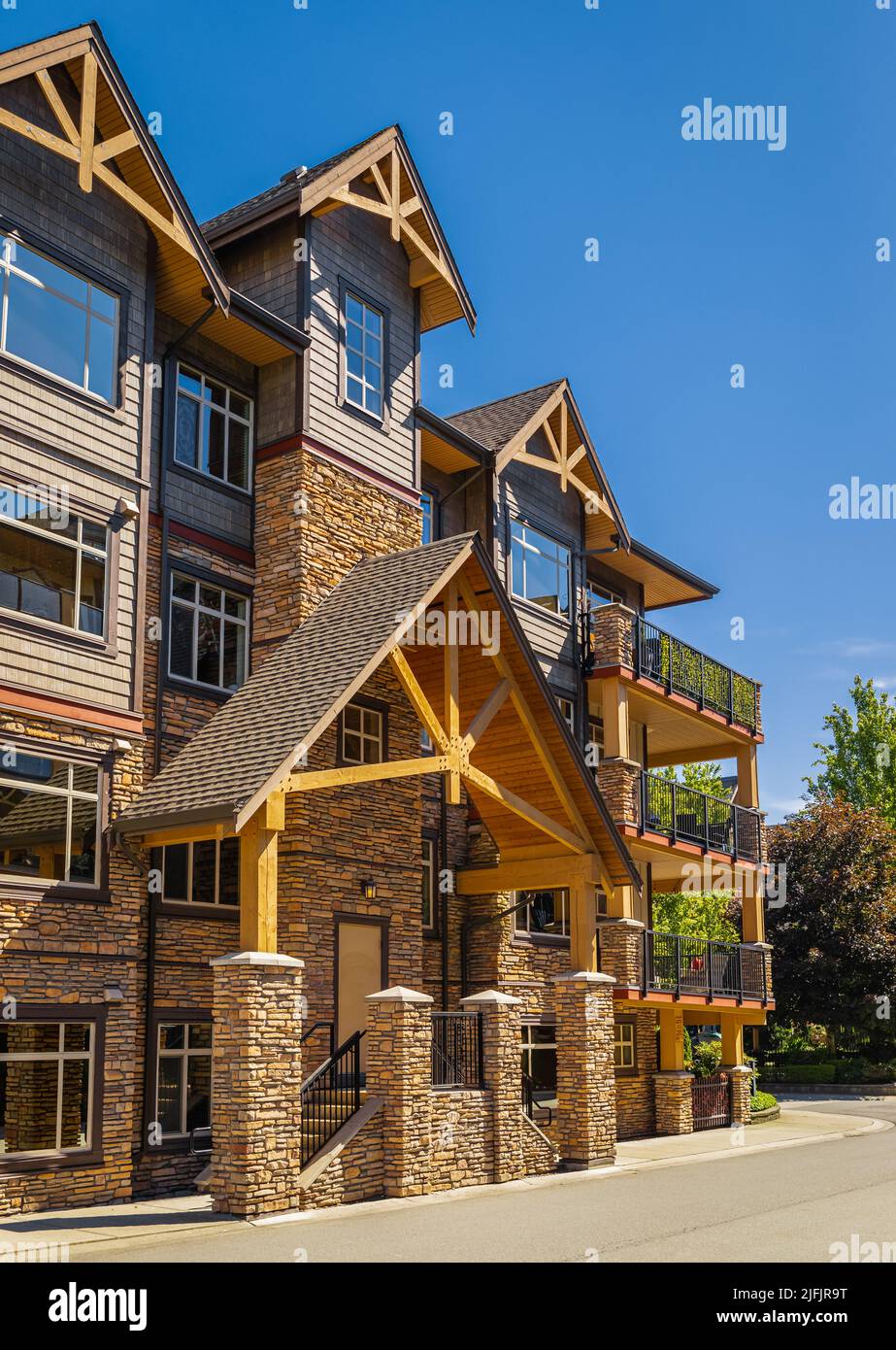 New Modern Apartment Buildings in Vancouver BC. Canadian modern ...