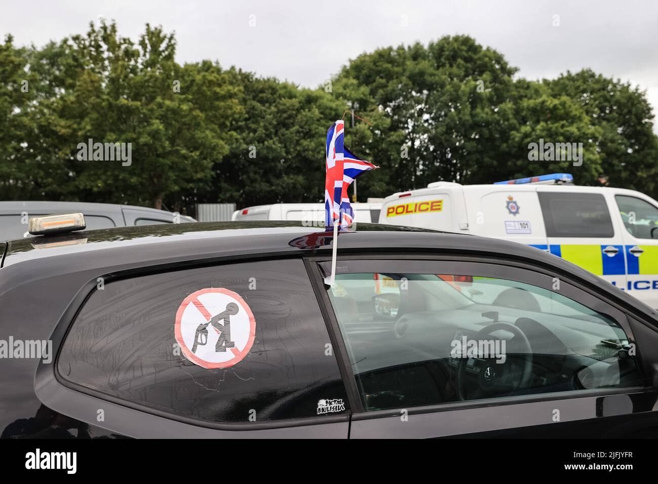 Ferrybridge service station hi-res stock photography and images - Alamy