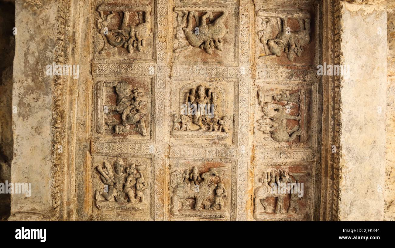 Navgruha carvings on the top of the ceiling entrance of Mallikarjuna ...